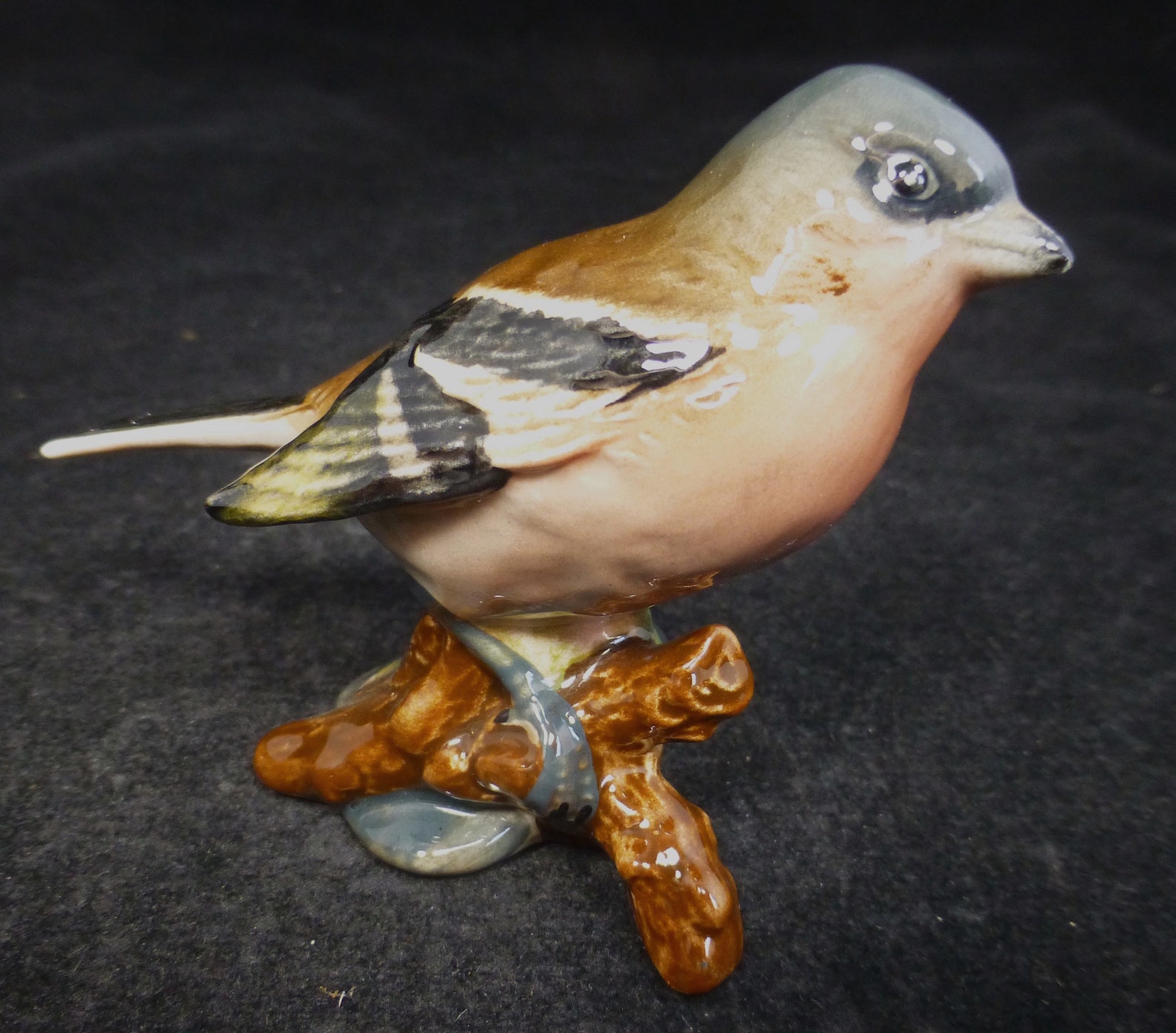 Beswick Porcelain Chaffinch British Bird Vintage Figurine – No 991 ...
