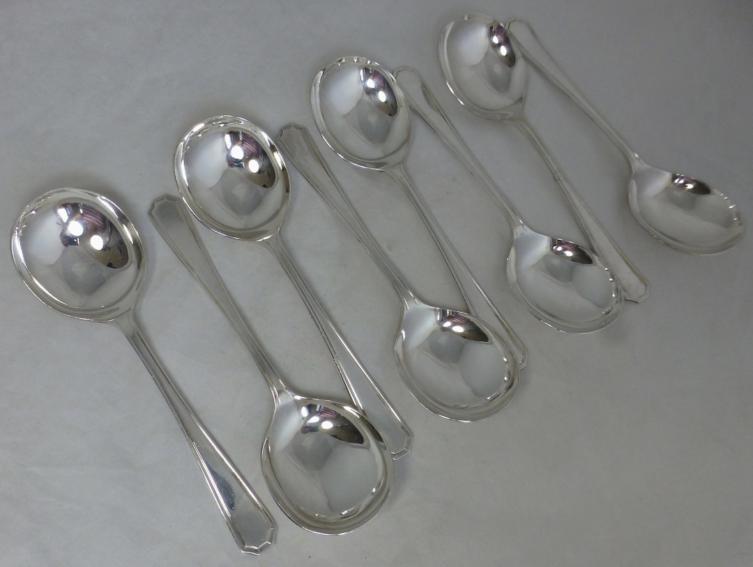 Vintage Set of 8 Silver Plate Grecian Sheffield England 7.25 in Round ...
