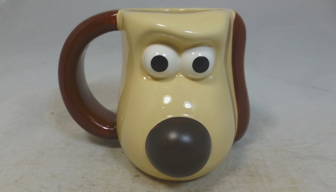 Vintage TM Aardman Wallace and Gromit Dog 3D Porcelain Mug Novelty Fun ...
