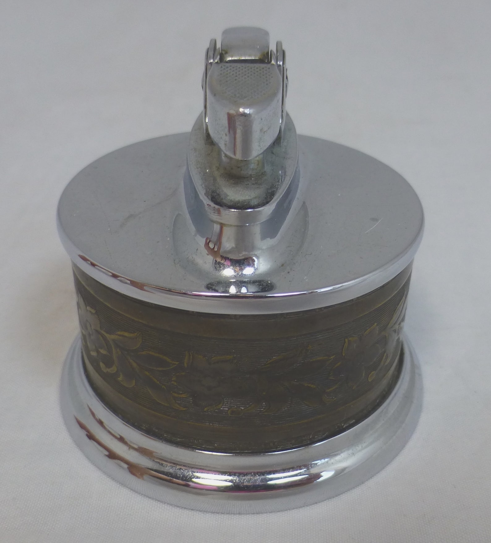 Rolstar Table Lighter With Etched Flower Design Limited | Etsy