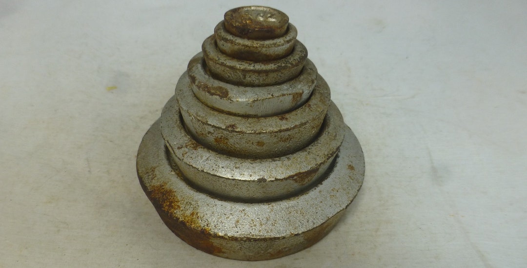 Vintage Set of 7 Round Silver Tone Cast Iron Stackable Imperial Weights ...