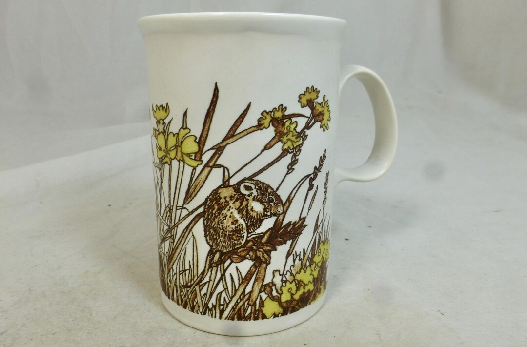 Vintage Dunoon Harvest Mouse With Yellow Wild Flowers Scottish White ...