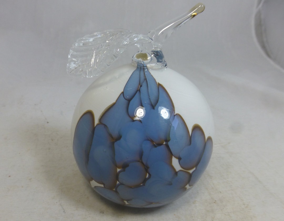 Hand Blown Glass Apple With Stalk & Leaf Paperweight Ornament 5.25 in H ...