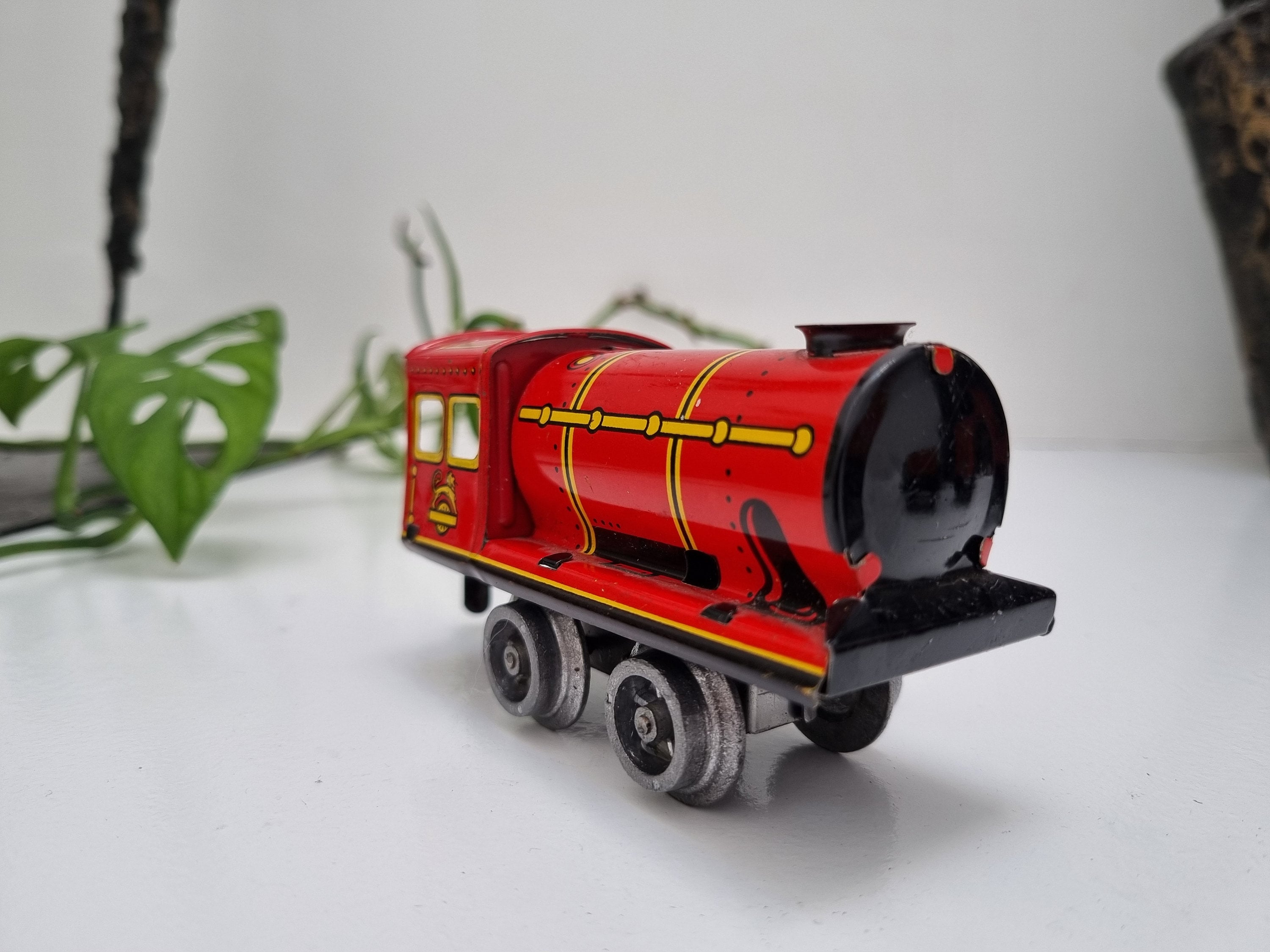 Brimtoy Clockwork Train Set Complete With Steam Engine, Tender, Pullman ...