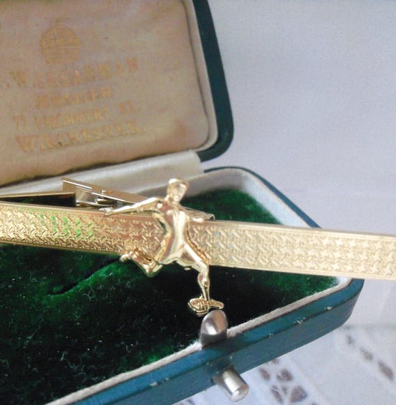 STRATTON Football Player "Nippy" Tie Clip, Engine tu… - Gem