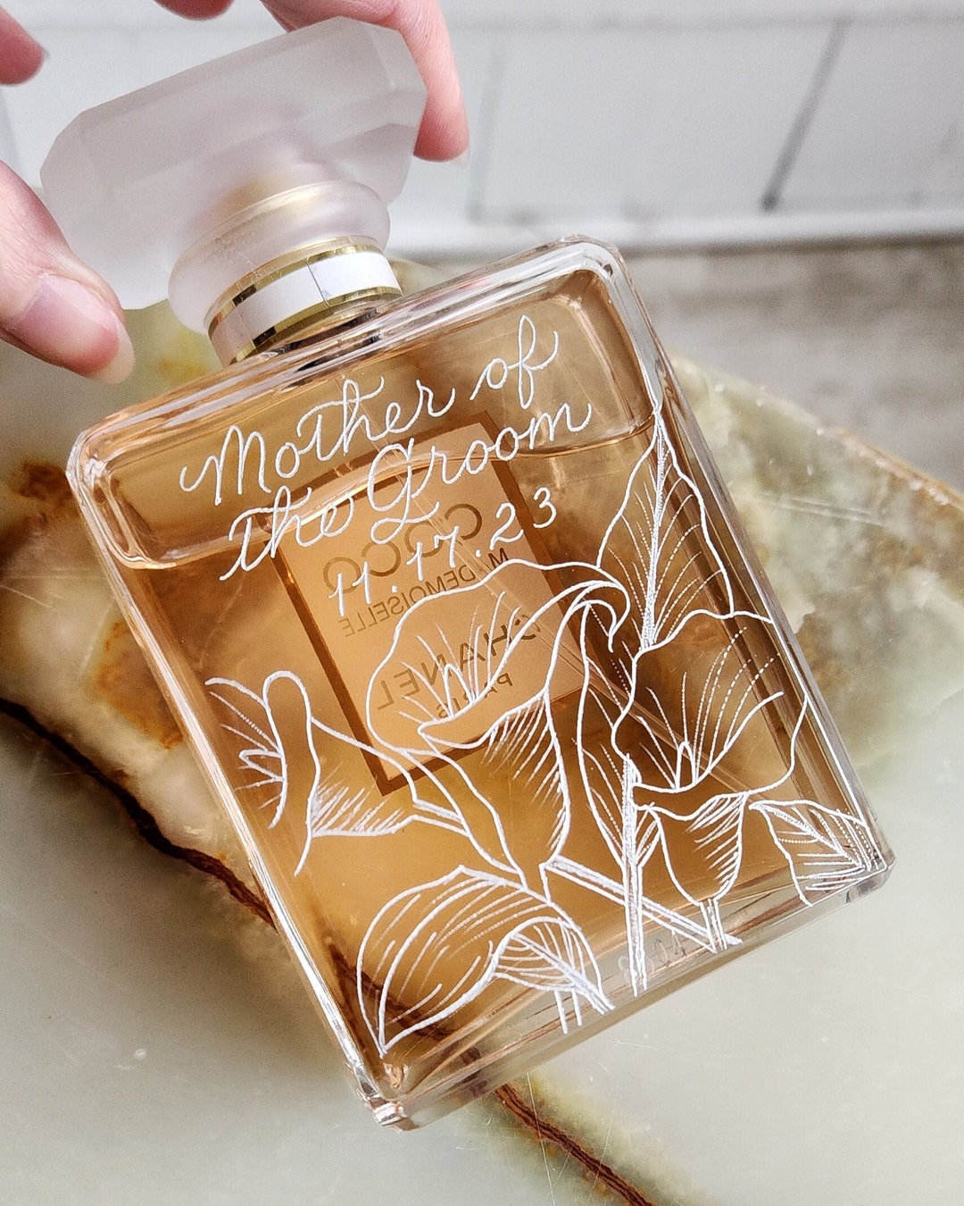 Engraved Perfume Bottle Service, Fragrance Engraving Flowers ...