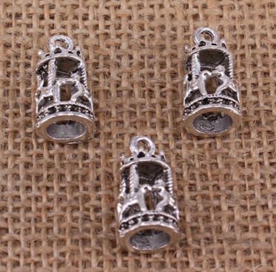 Carousel Horse. Merry Go Round. Silver Color Pendant or Charm21x10mm ...