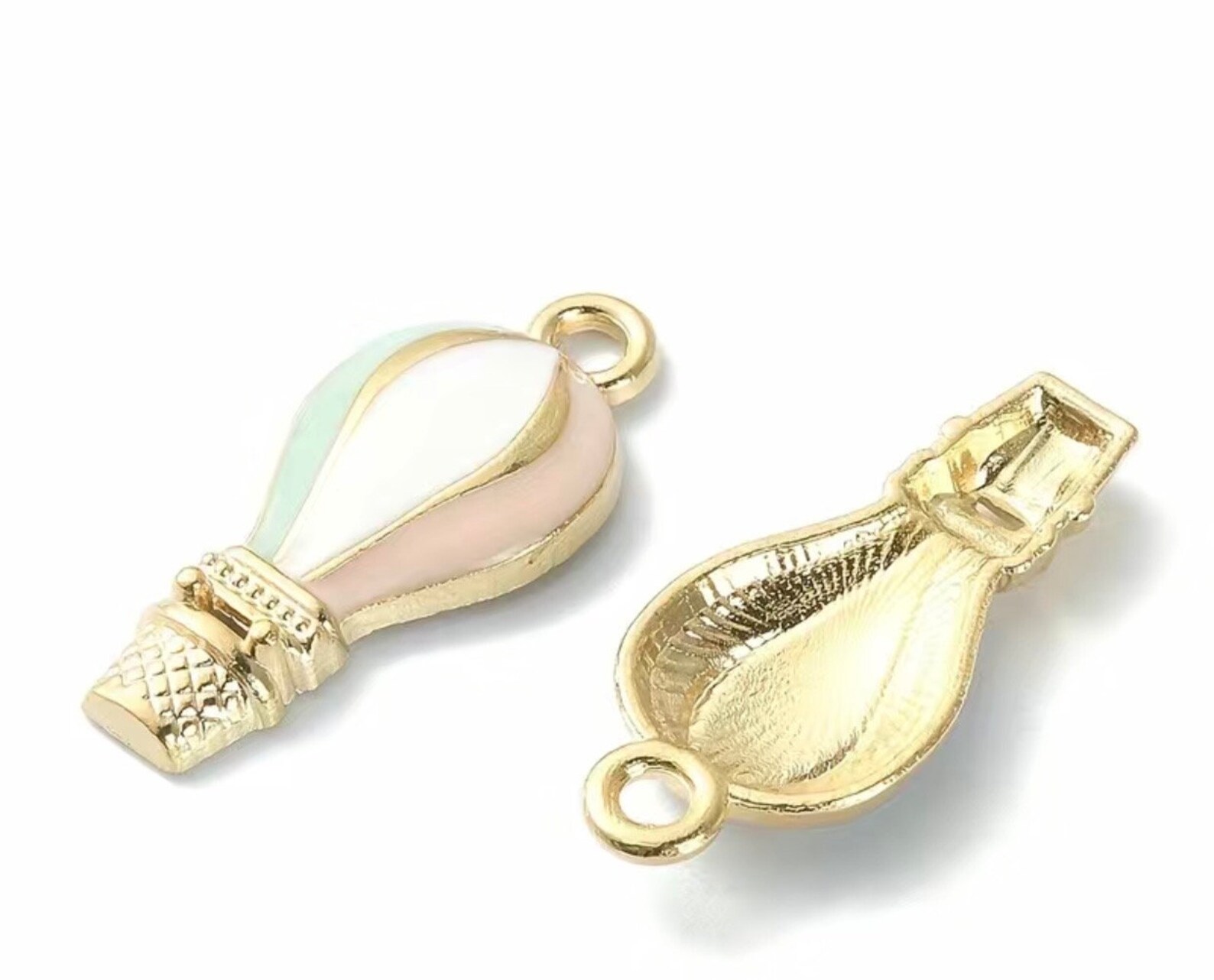 5 Hot Air Balloon Charms in Pink, White, and Blue Gold Tone Enamel. Fun ...