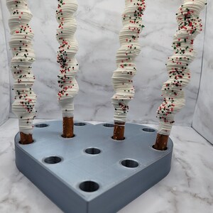 Pretzel Rod Stand 12 Hole Heart Shaped Dessert Table Treat Displays ...