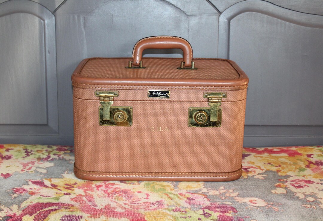 Vintage Amelia Earhart Train Case Small Suit Case Brown - Etsy