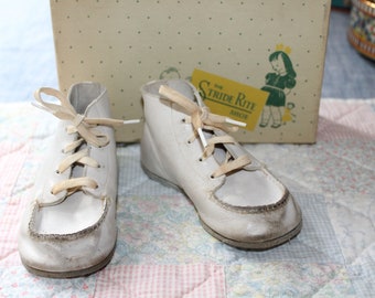 Stride Rite Shoes | Etsy