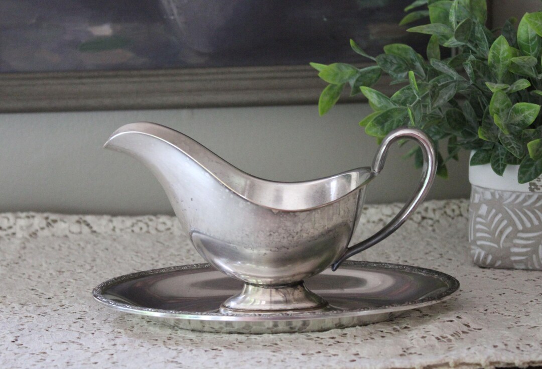 Vintage Rogers "avon" Silver Plate Gravy Boat With Attached Tray - Etsy