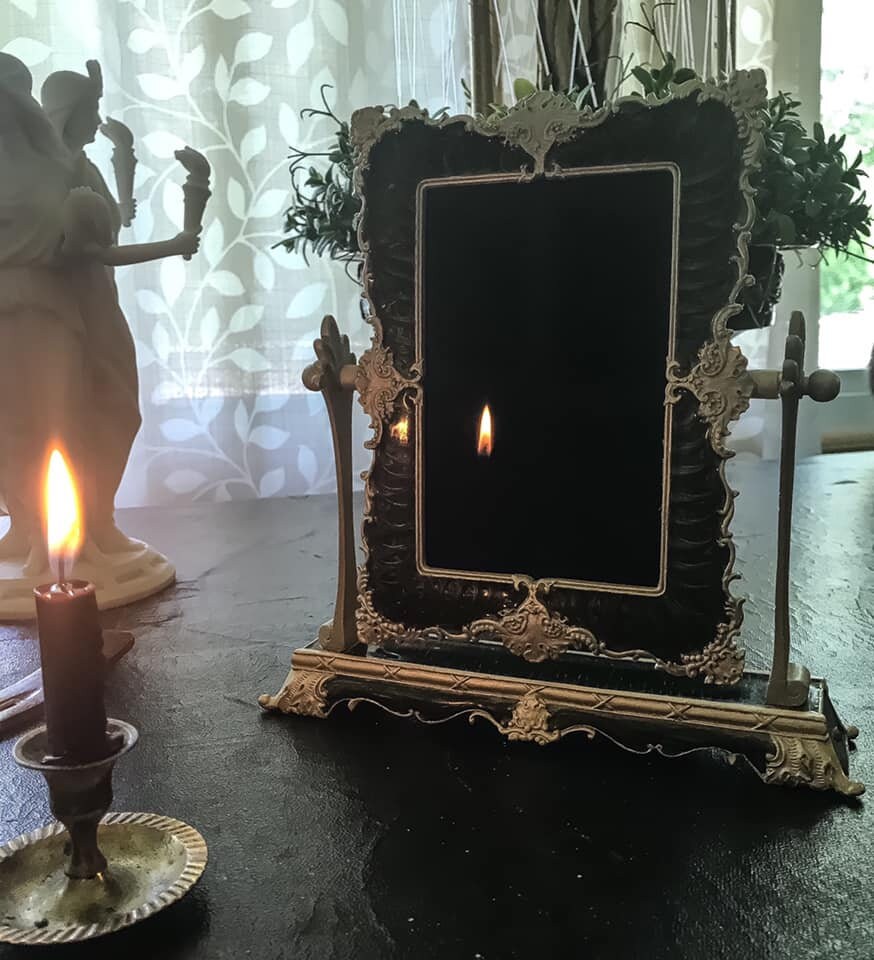 Vintage Cast Iron Swivel Scrying Mirror, Witch's Black Mirror ...