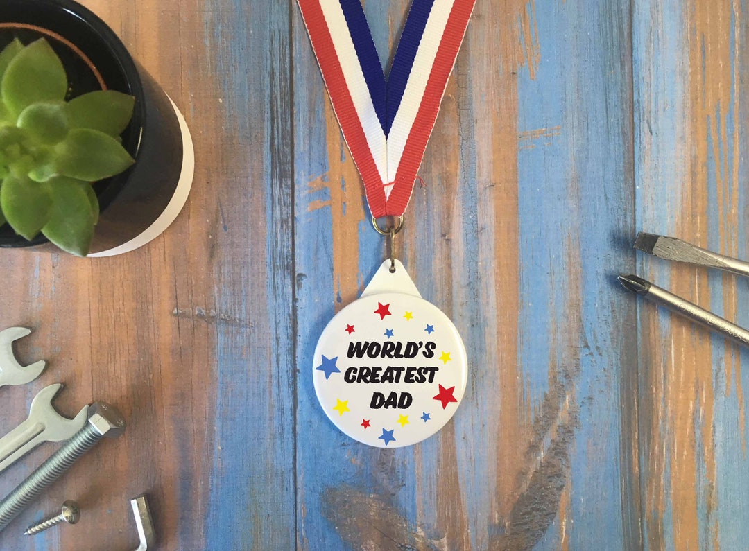 World's Greatest Dad / Medal Lanyard Small Gift Badge Keyring / Father ...