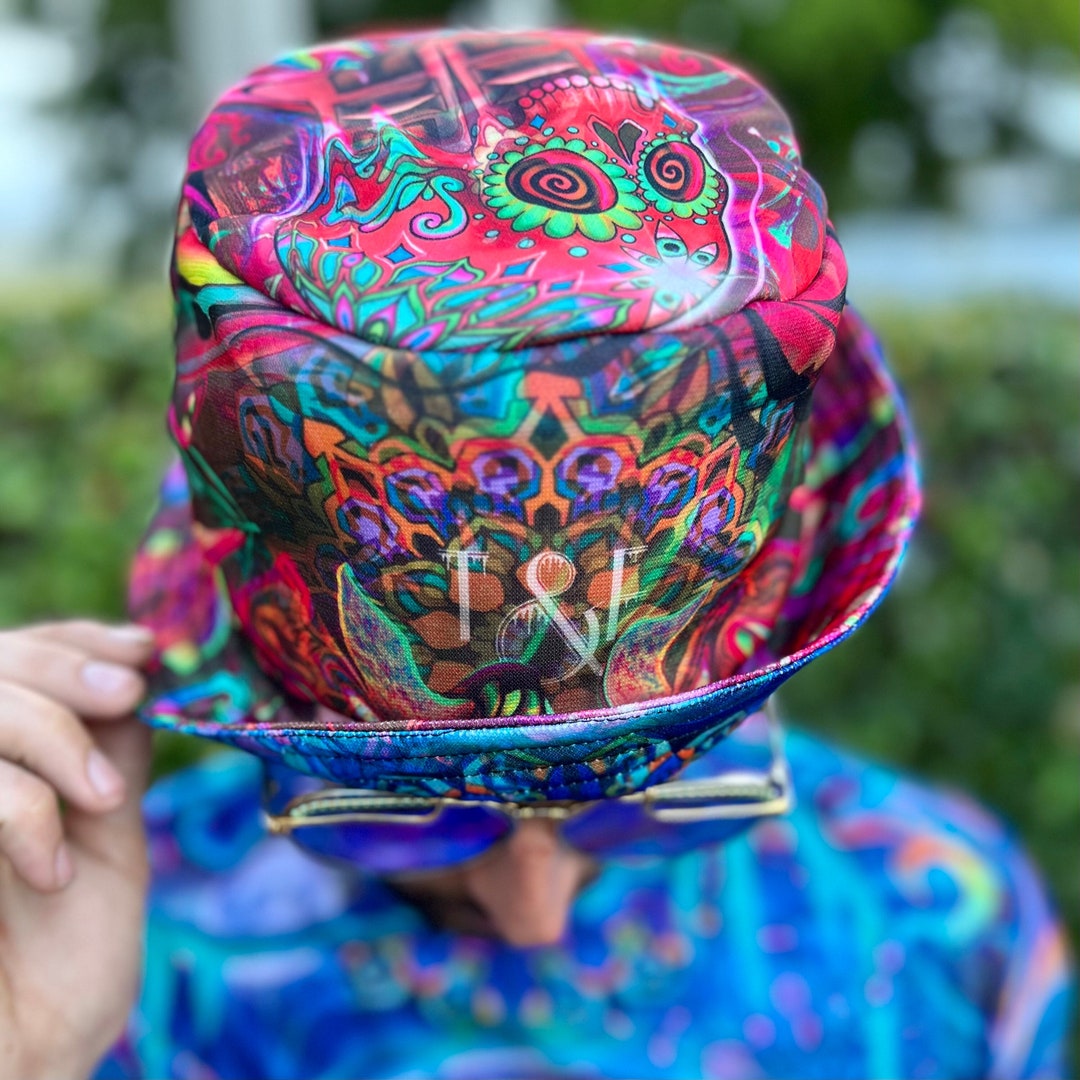 Reversible Bucket Hat Tipper & Friends Funktion Puddle: Festival Bucket ...