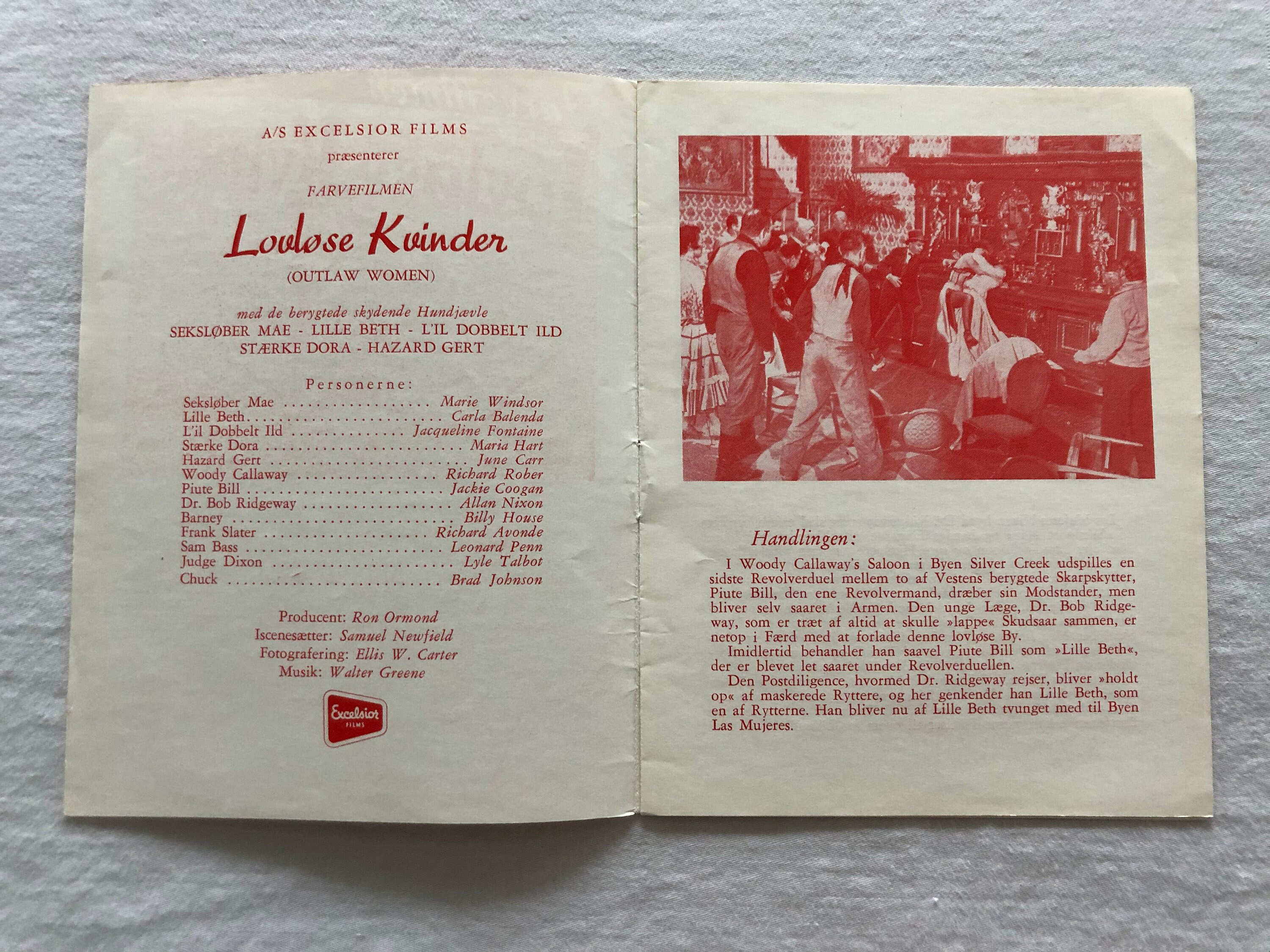 Memorabilia Outlaw Women Marie Windsor Richard Rober Carla Balenda 1952 ...