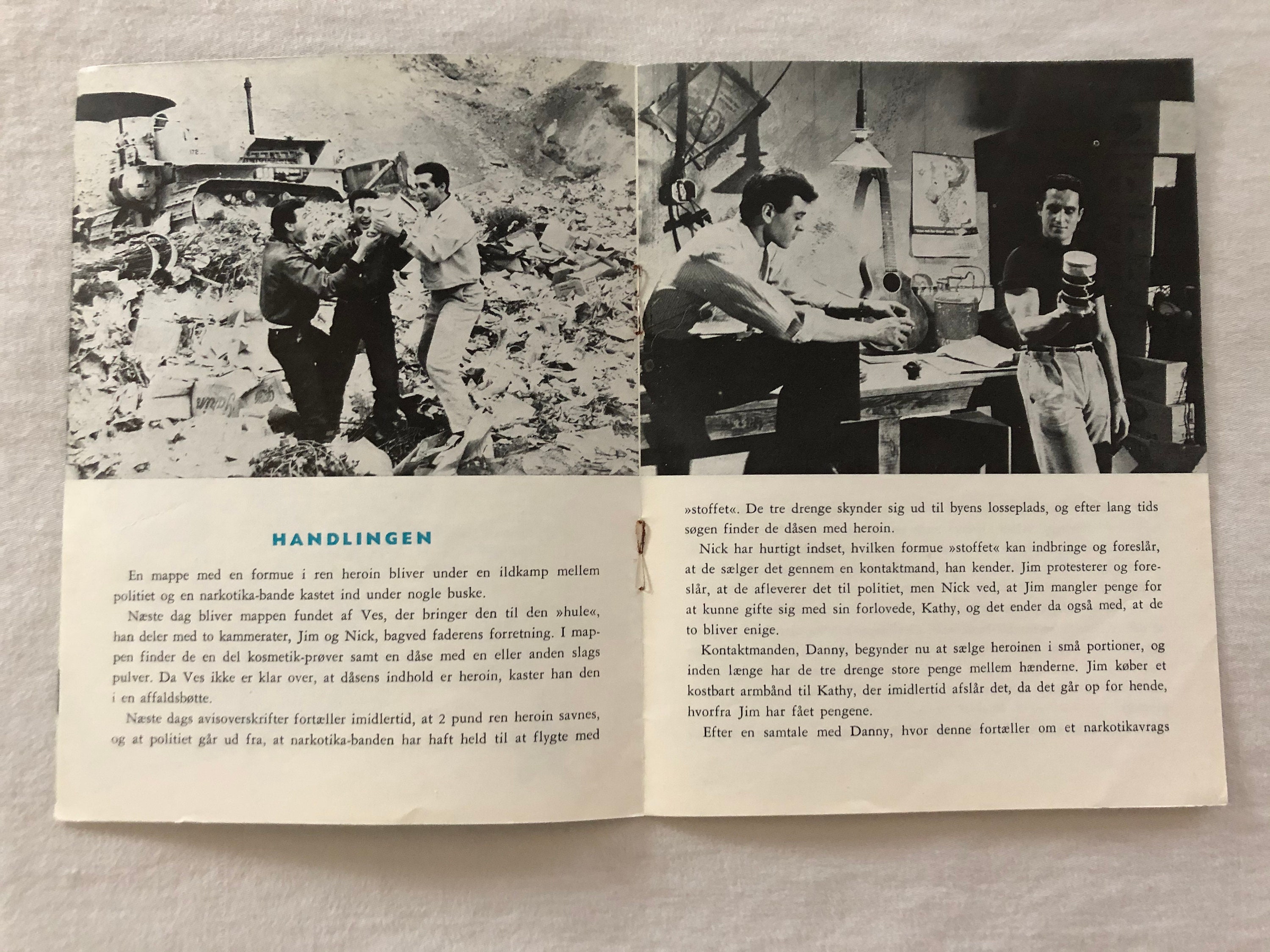 Art & Collectibles Memorabilia Stakeout on Dope Street Yale Wexler ...