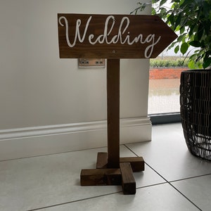 Personalised Rustic Wood Wedding Sign Post, Freestanding Venue Decor ...