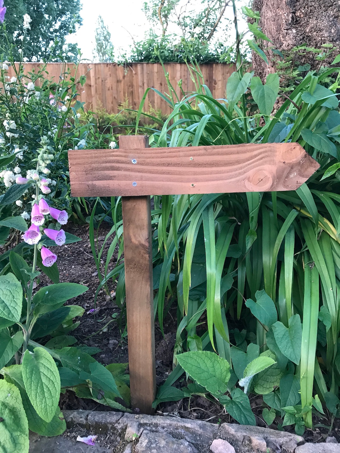 Small Wooden Finger Post, Wedding Venue Signs - Etsy UK