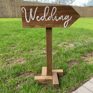 Personalised Rustic Freestanding Wooden Finger Post Wedding Venue Sign ...