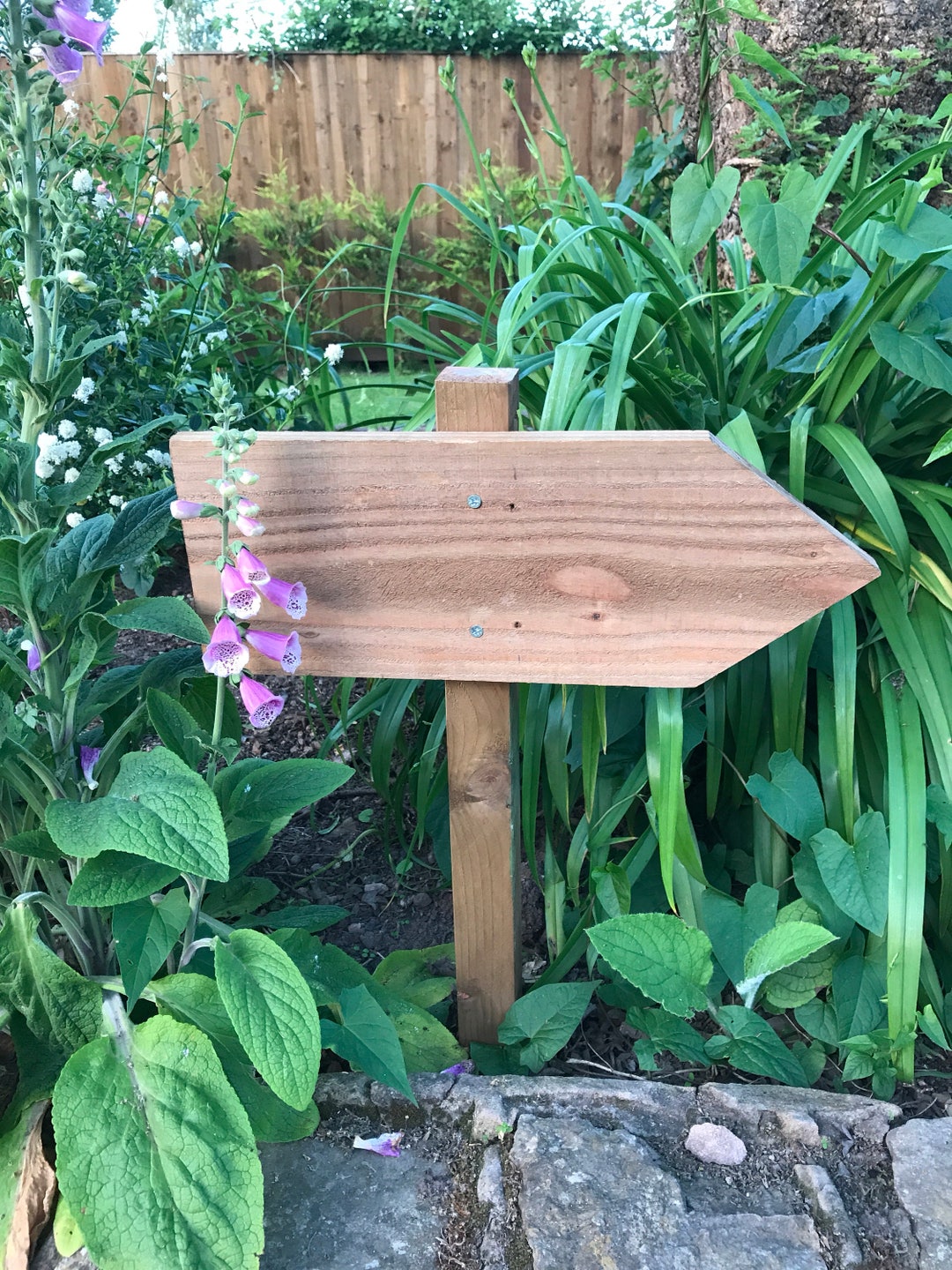 Large Wooden Finger Post, Wedding Venue Signs - Etsy UK