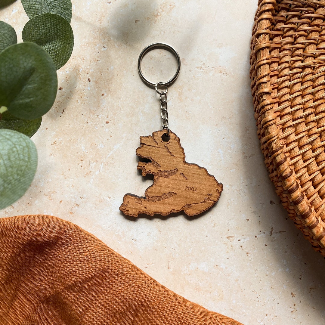 Isle of Mull Keyring, Scottish Gift, Scottish Islands Keychain ...