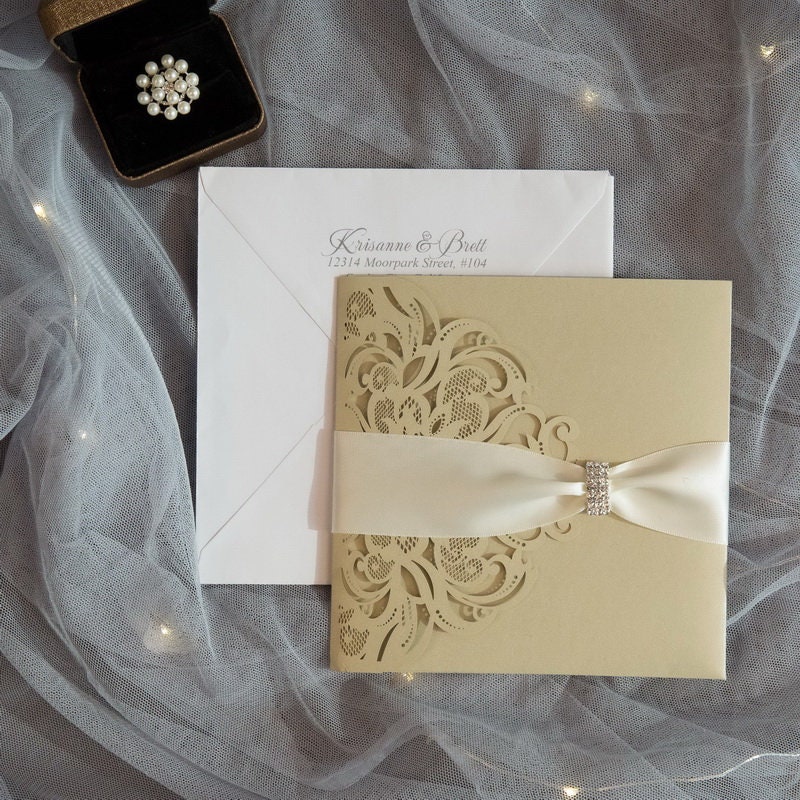 Yêu Suite Laser Invitation 4-Fold Invitation Customizable | Etsy