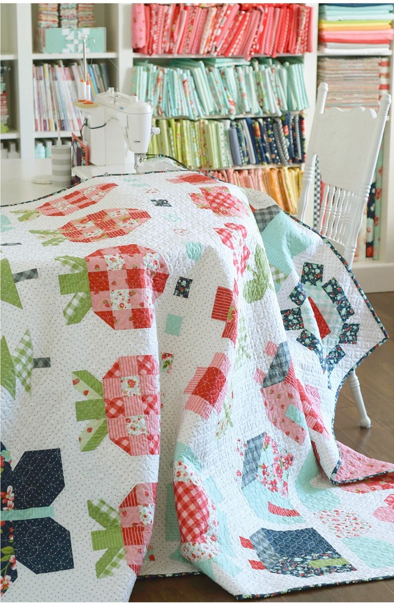 Stroll Quilt Pattern From Thimble Blossoms by Camille | Etsy