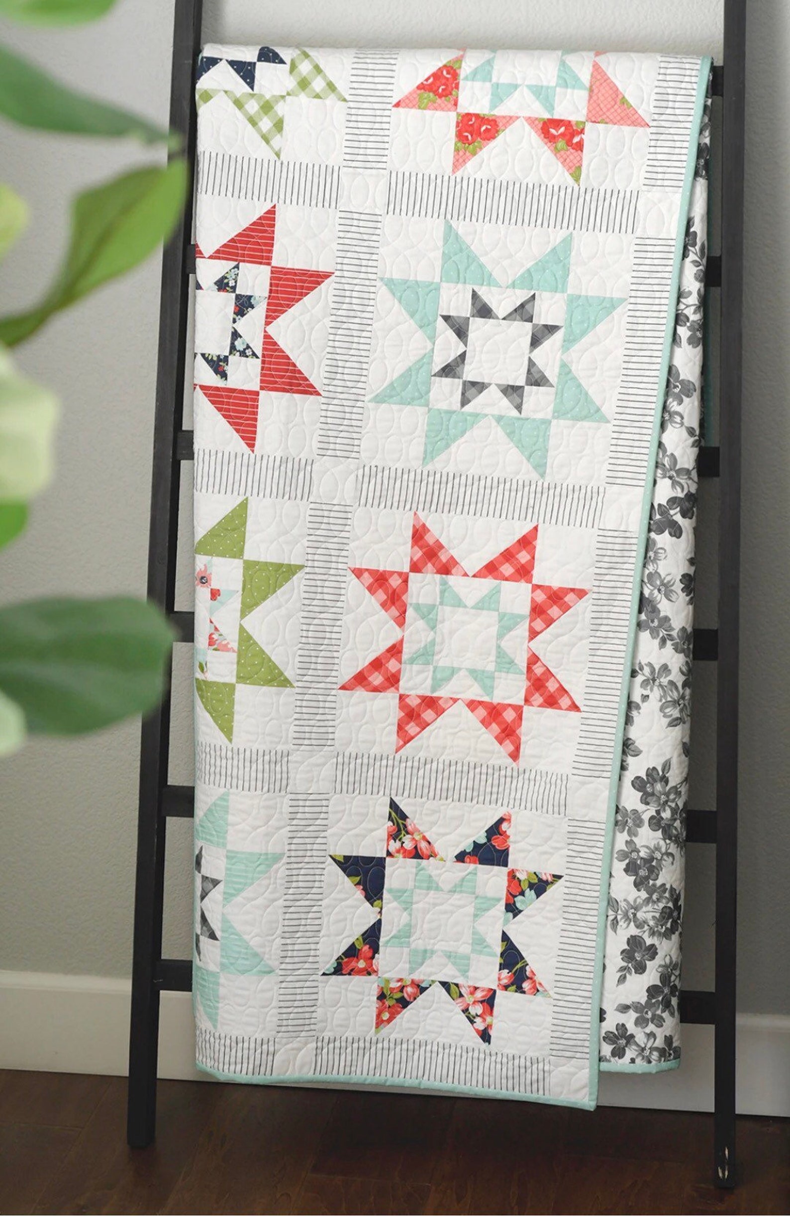 Grace Quilt Pattern From Thimble Blossoms by Camille Roskelley - Etsy