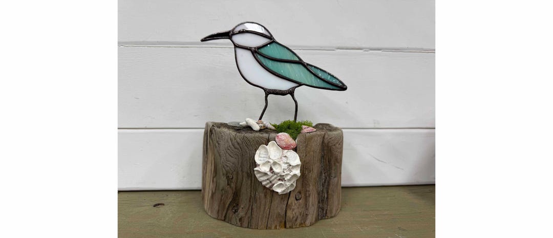 STAINED GLASS SANDPIPER - Glass Art - Sand Piper on Driftwood ...