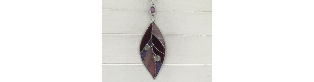 STAINED GLASS FEATHER - Glass Art - Stained Glass Window Hangings ...