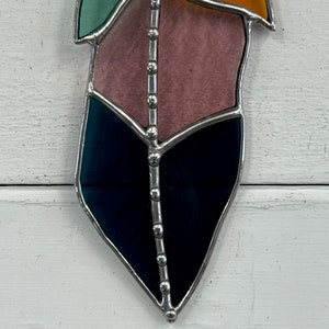 STAINED GLASS FEATHER - Glass Art - Stained Glass Window Hangings ...