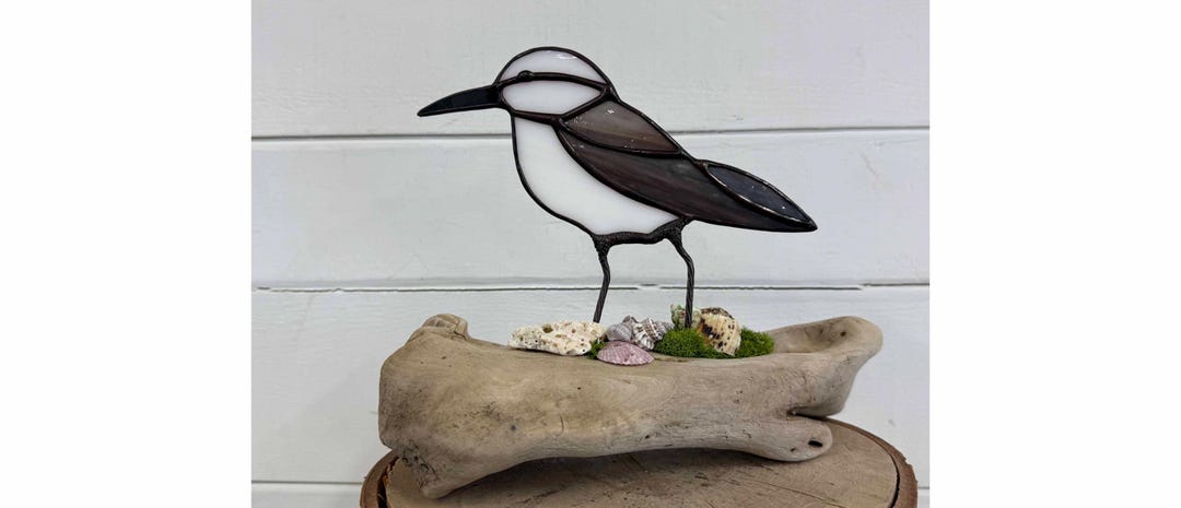 STAINED GLASS SANDPIPER - Glass Art - Sand Piper on Driftwood ...