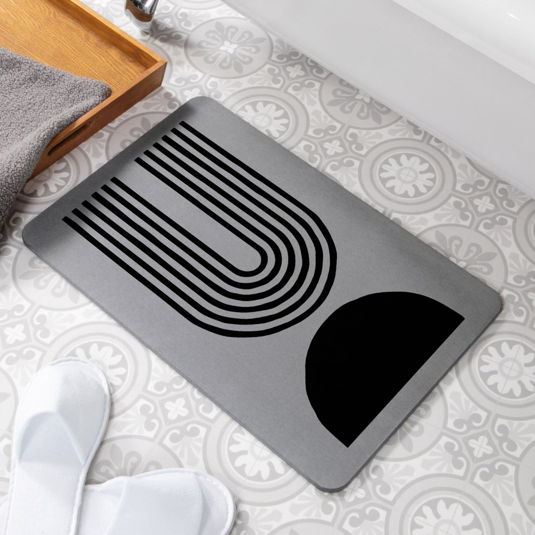 Abstract Half Moon Grey Stone Non Slip Bath Mat - Quick Dry Bath Mats ...