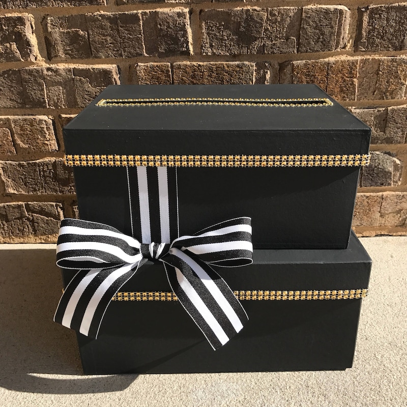 Chanel Gift Box - 60+ Gift Ideas for 2026