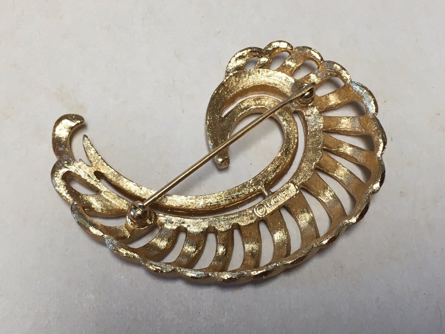 Vintage Monet Gold Tone Brooch Pin - Etsy