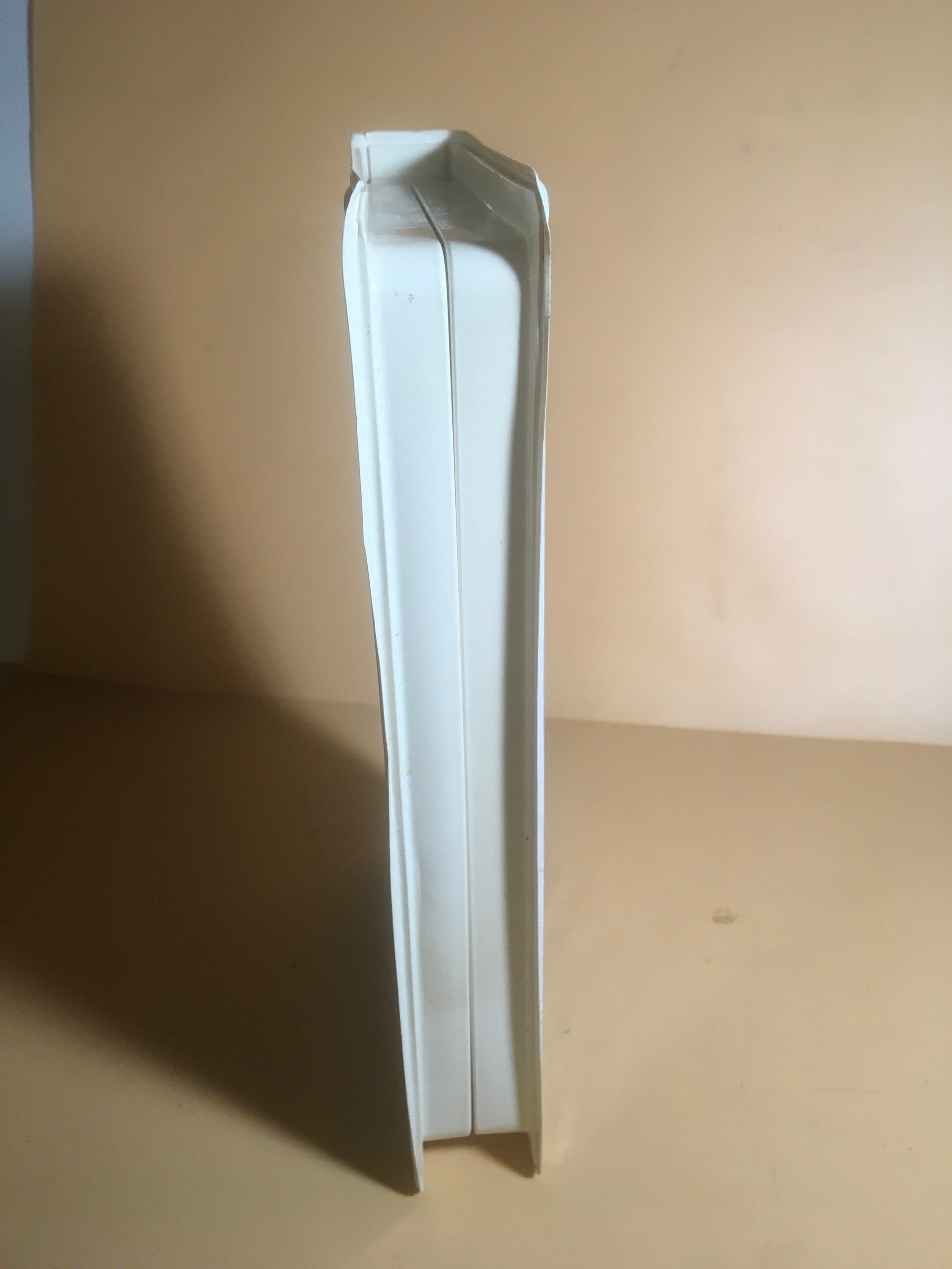 Disney Classic the Rescuers VHS Tape Black Diamond Edition - Etsy Canada