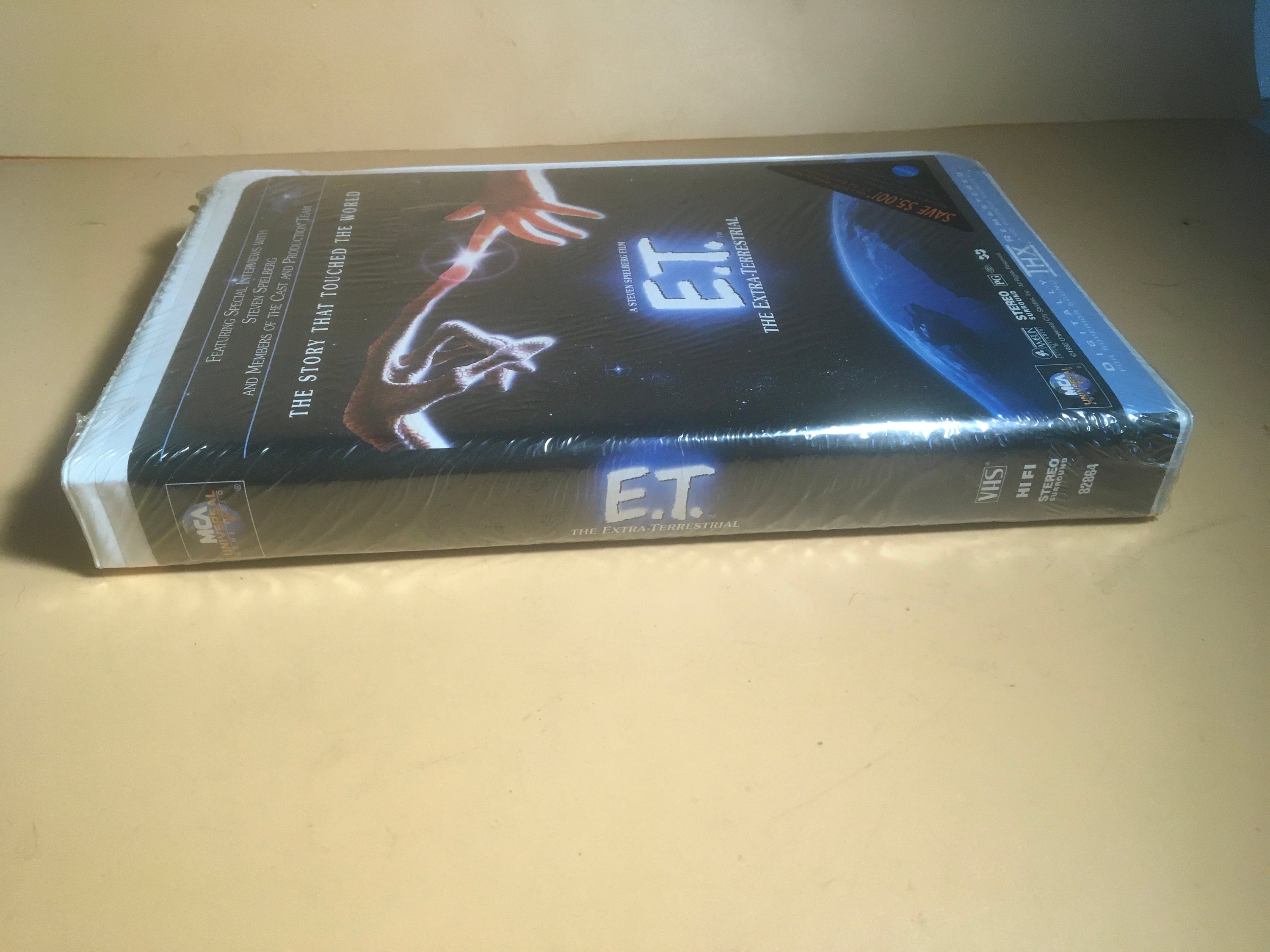 E.T. the Extra-terrestrial VHS Tape Factory Sealed MCA Clamshell - Etsy