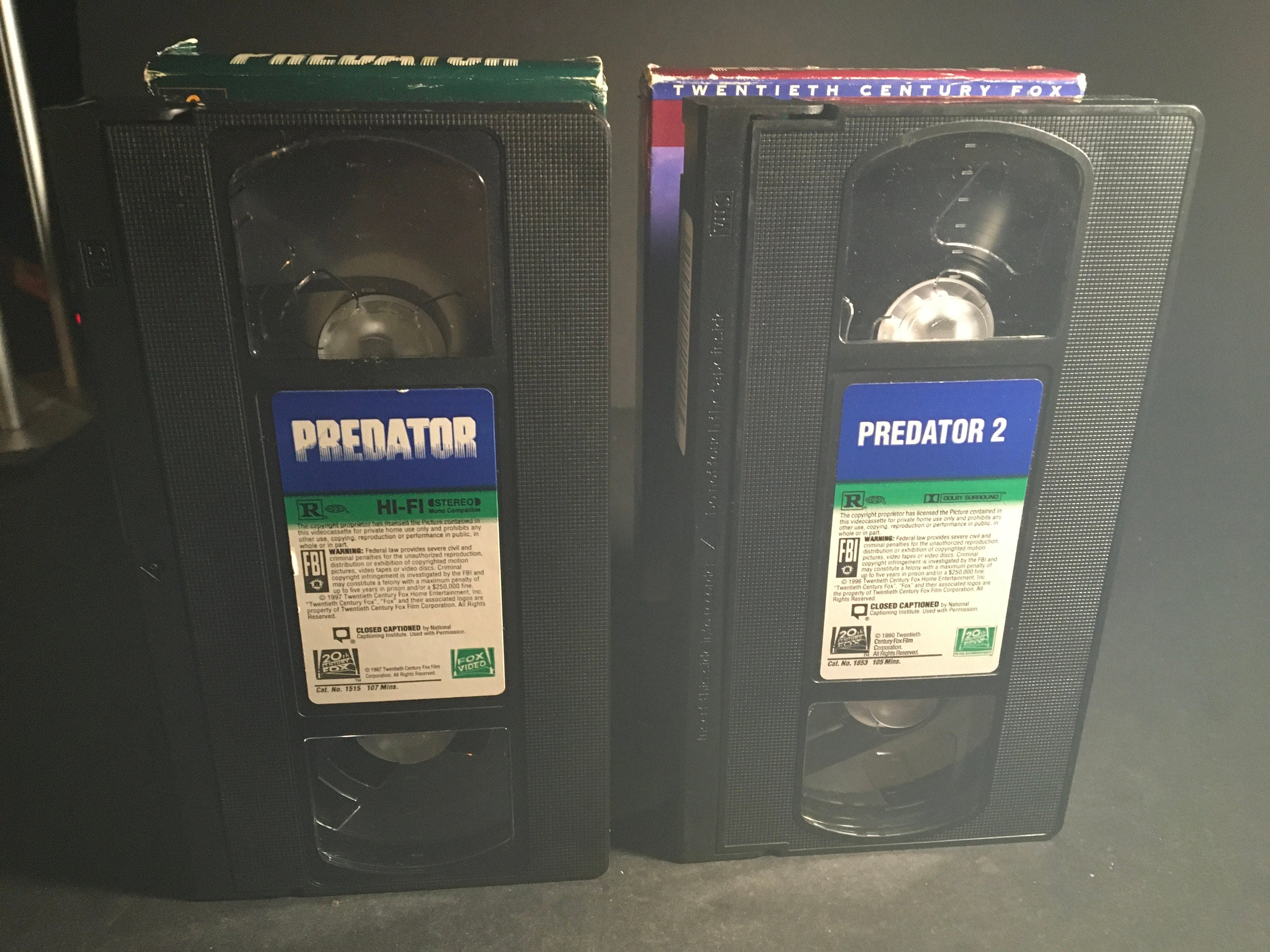 Predator VHS & Predator 2 VHS Tapes Lot Fox Video Arnold Schwarzenegger ...