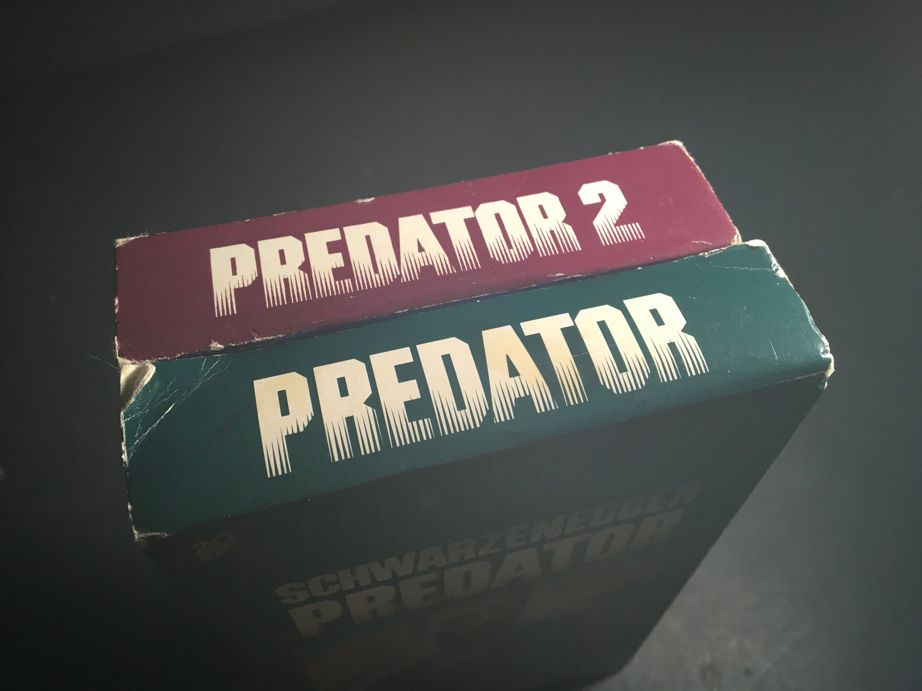 Predator VHS & Predator 2 VHS Tapes Lot Fox Video Arnold Schwarzenegger ...