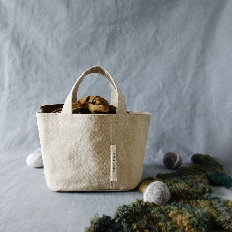 Peter Rabbit's Lunch Bag Milk Tea Apricot Thick Pound Washed Canvas ...