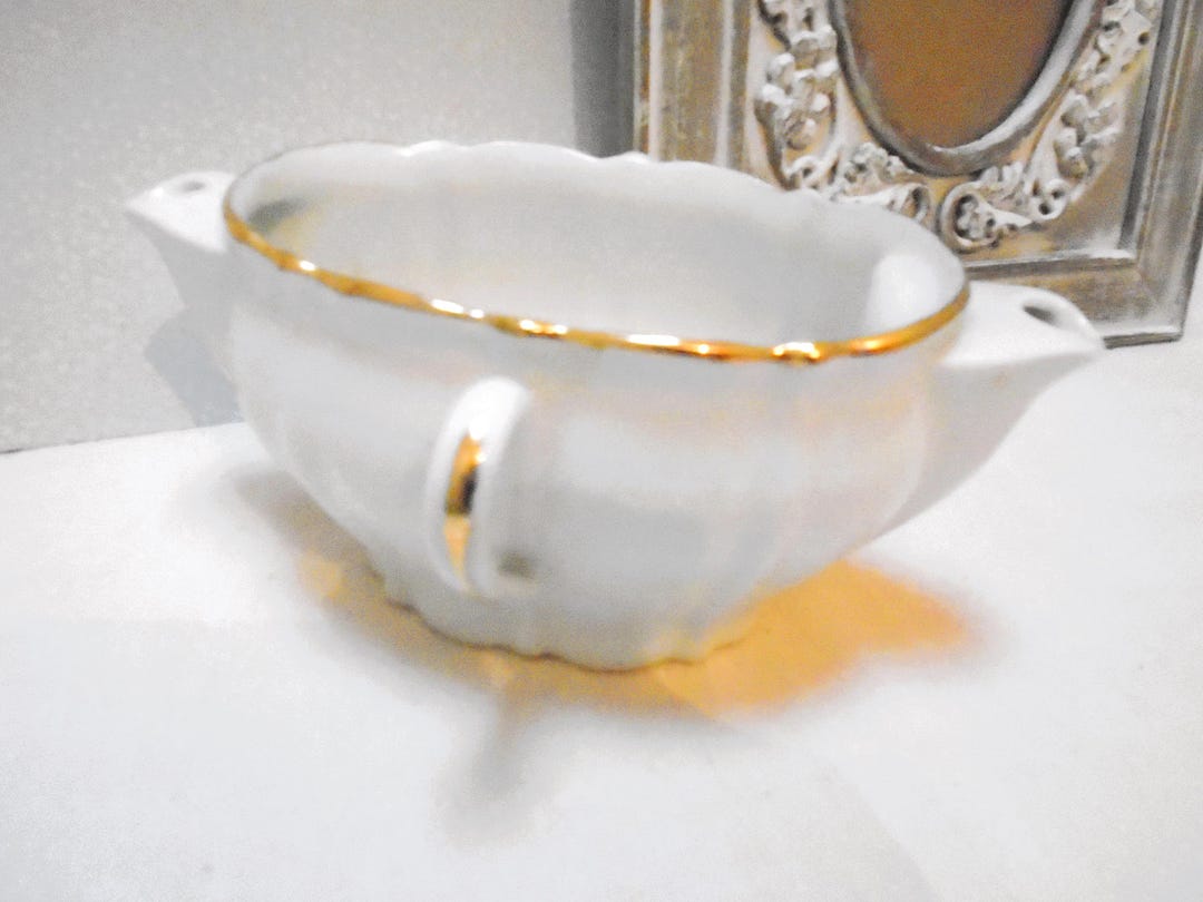 Vintage French White and Gold Gravy Separator and Pouring Jug, White Porcelain, Fat and Lean ...