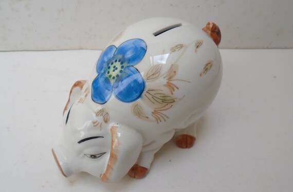 Piggy bank money boxes store