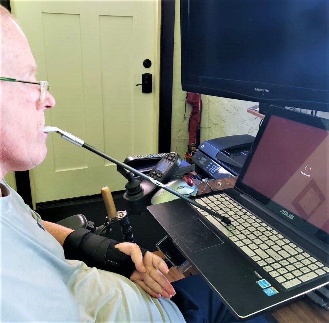 Hands-free Mouth Stick Stylus: Angled V-bite Tip for Touchscreens - Etsy