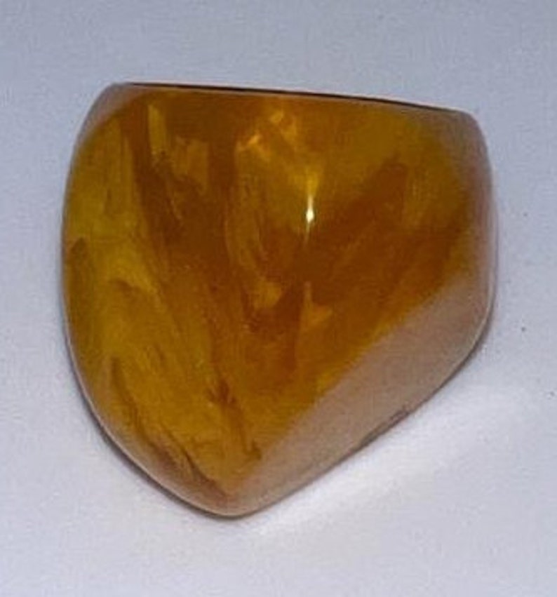 Beautiful Yellow Swirl Bakelite Bubble Dome Ring - Etsy