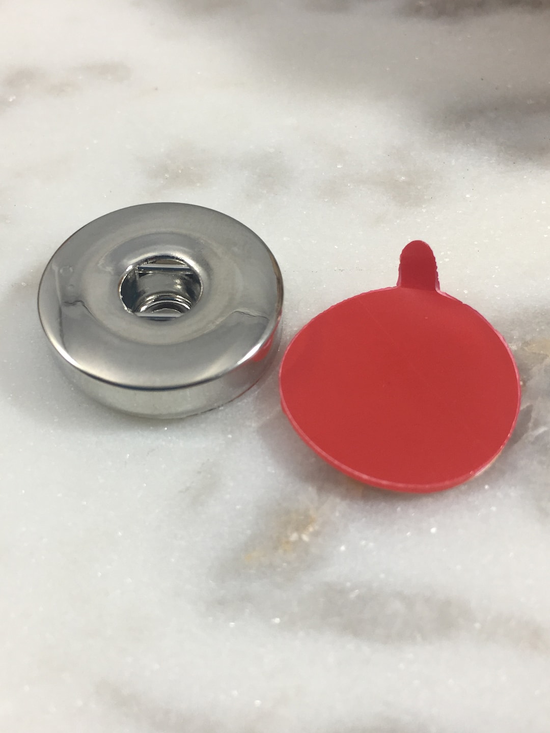 Interchangeable Adhesive Snap Button Base => EXCLUDES Snap Button