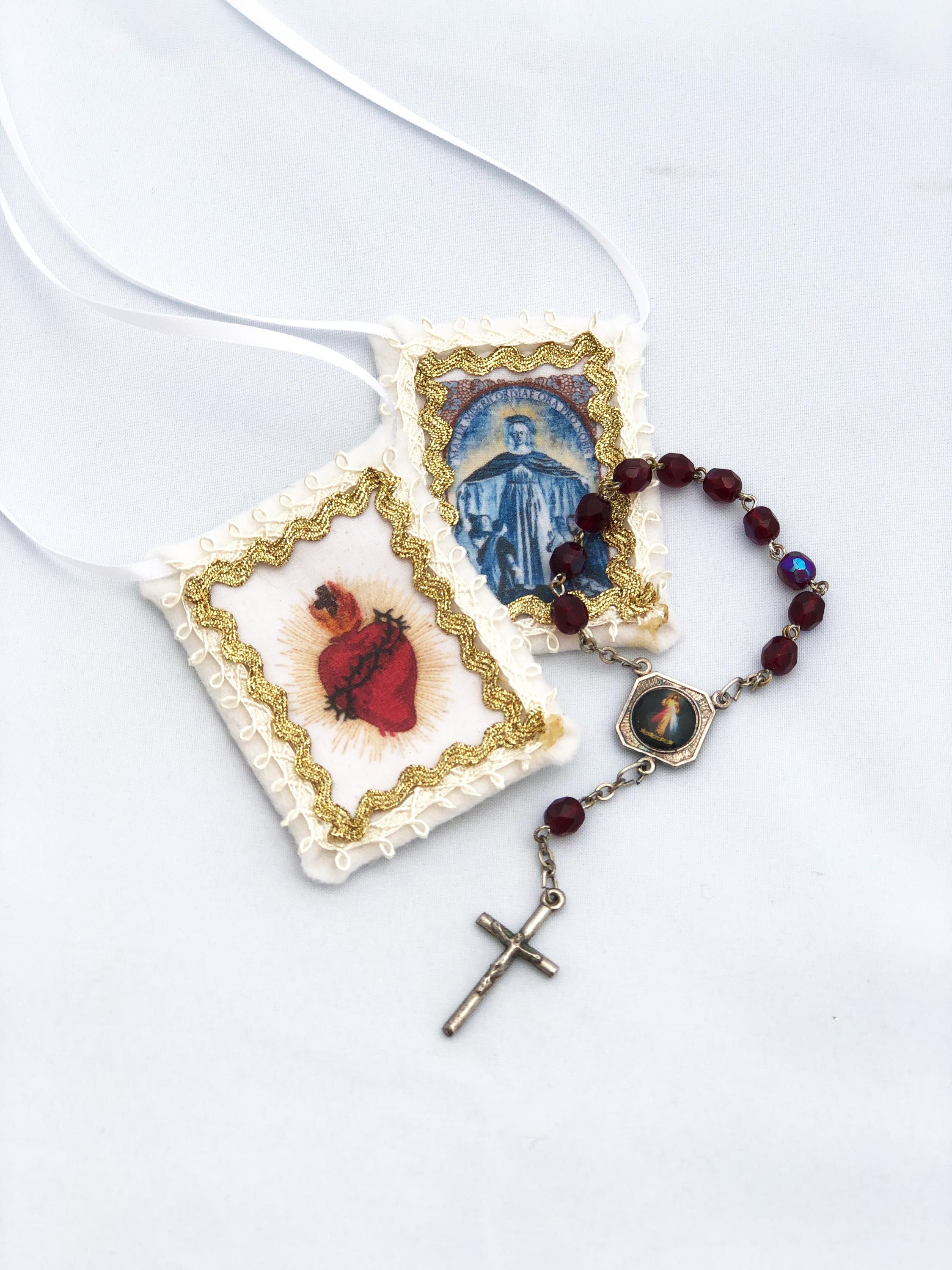 Sacred Heart of Jesus White Scapular, Handmade Embroidered Wool ...