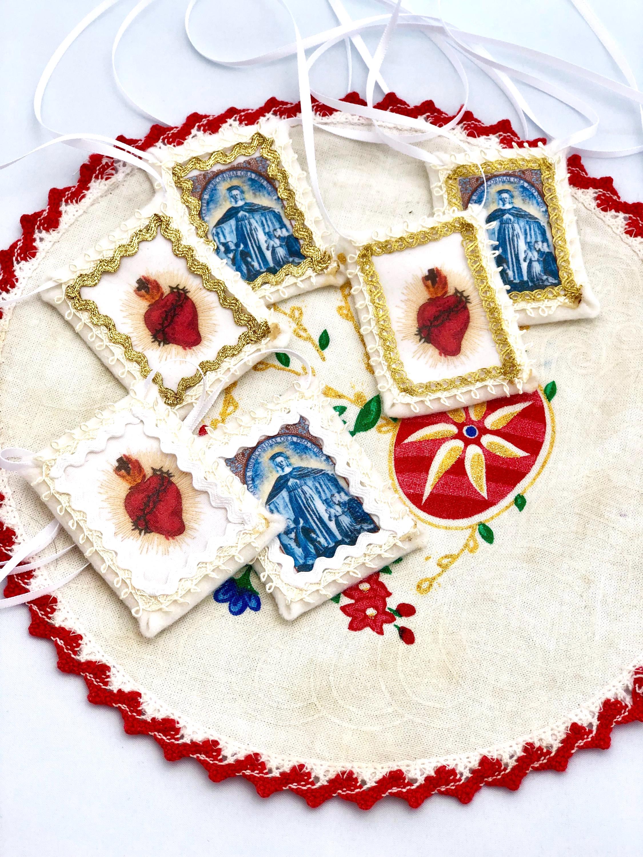 Sacred Heart of Jesus White Scapular, Handmade Embroidered Wool ...