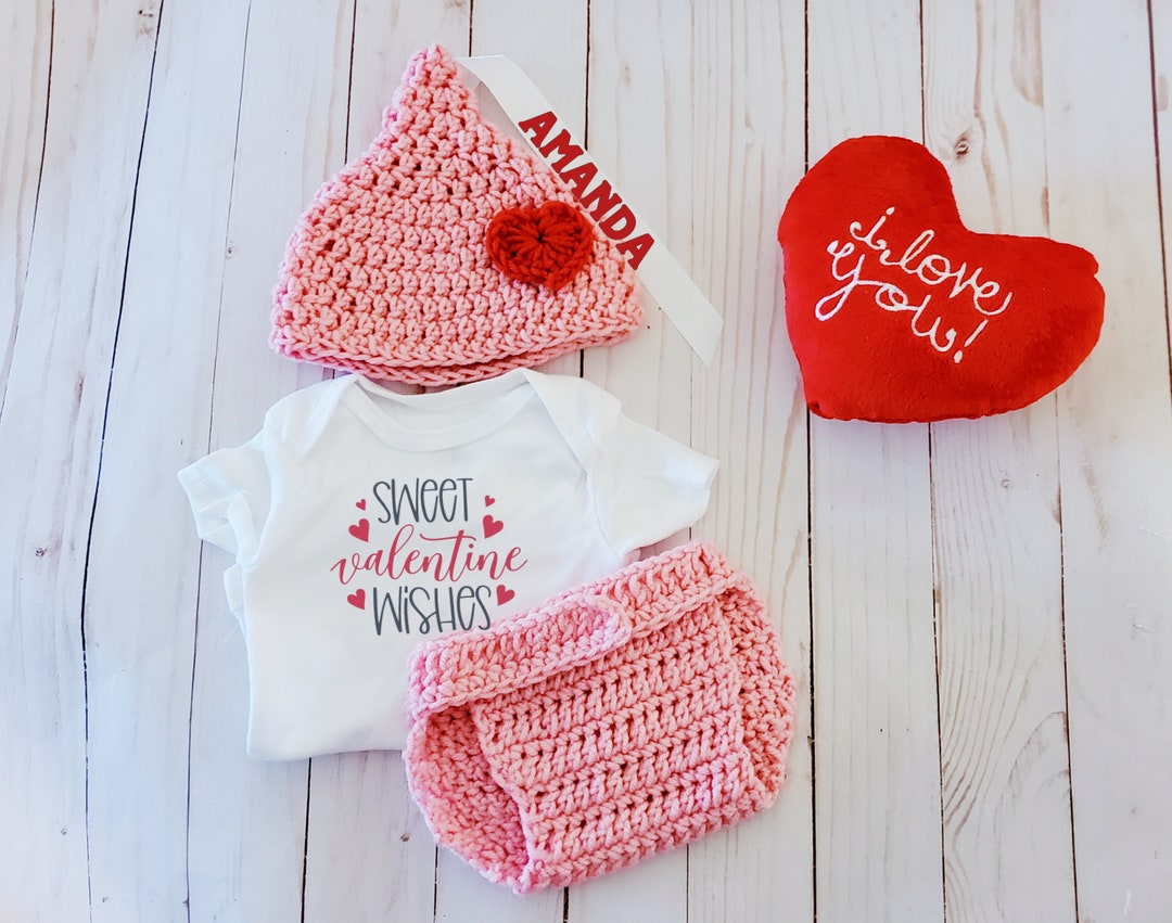 Crochet Valentine Hershey Kiss Hat Outfit Crochet Newborn Photo Prop ...
