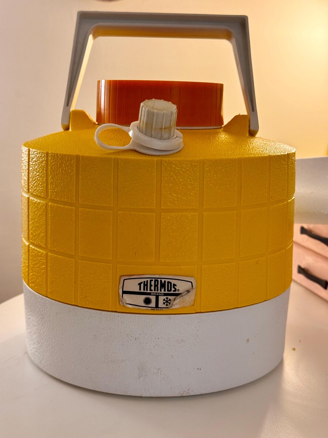 Vintage THERMOS PICNIC JUG Cooler W/faucet 1 Gallon Yellow - Etsy